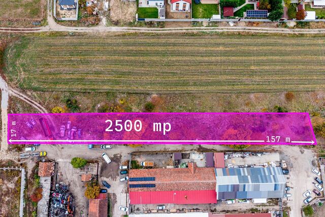 Teren de 2500 mp, cu posibilitate de parcelare - PropertyBook